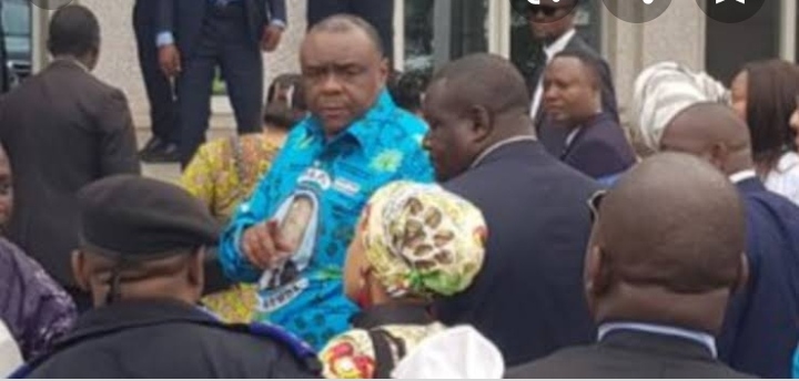 En séjour de travail dans la province du Sud-Ubangi, Jean-Pierre Bemba ...
